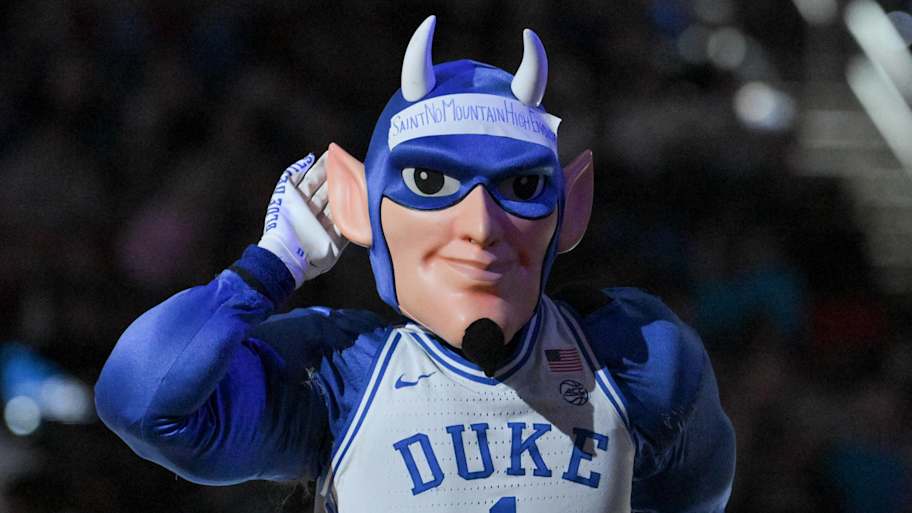 Duke signee's powerful 22-point half earns social media buzz