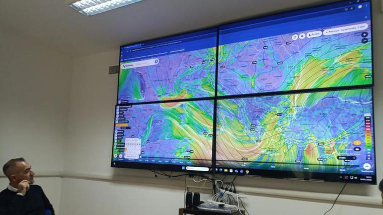 Tempesta verso la Sardegna, sale l’allerta nei Comuni: «Fenomeni ...