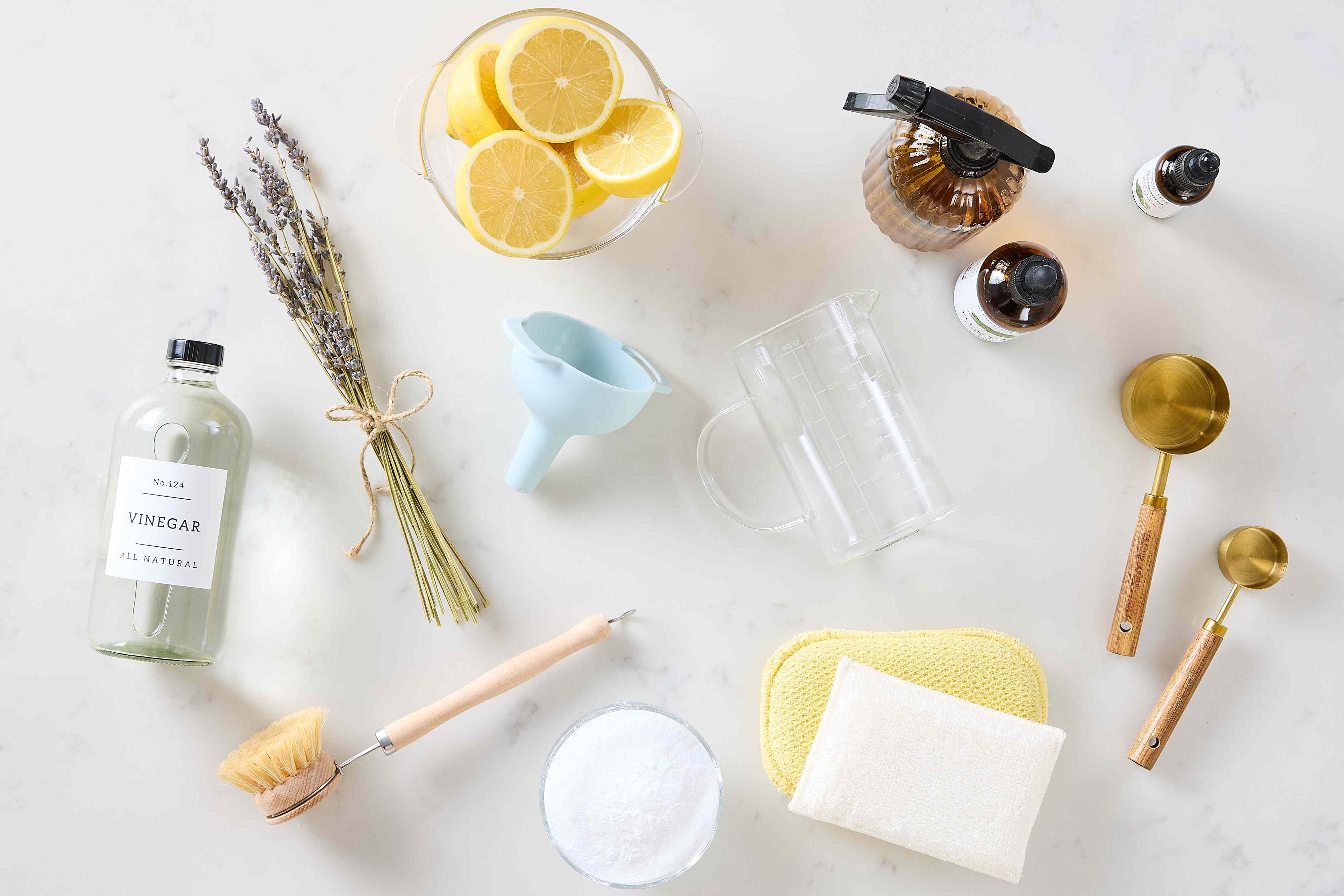 6 things that make your home smell better instantly, cleaning pros say