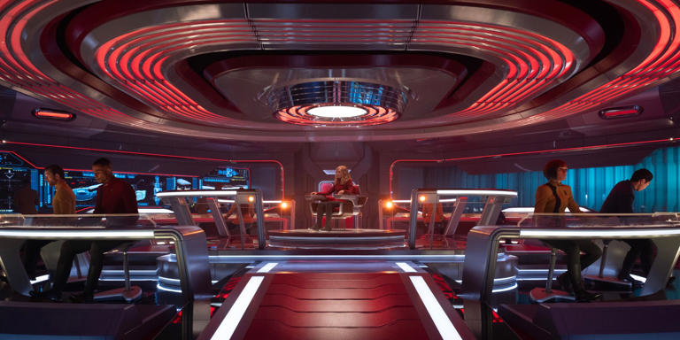 Star Trek: Starfleet Academy debuts strong on Paramount+ streaming charts