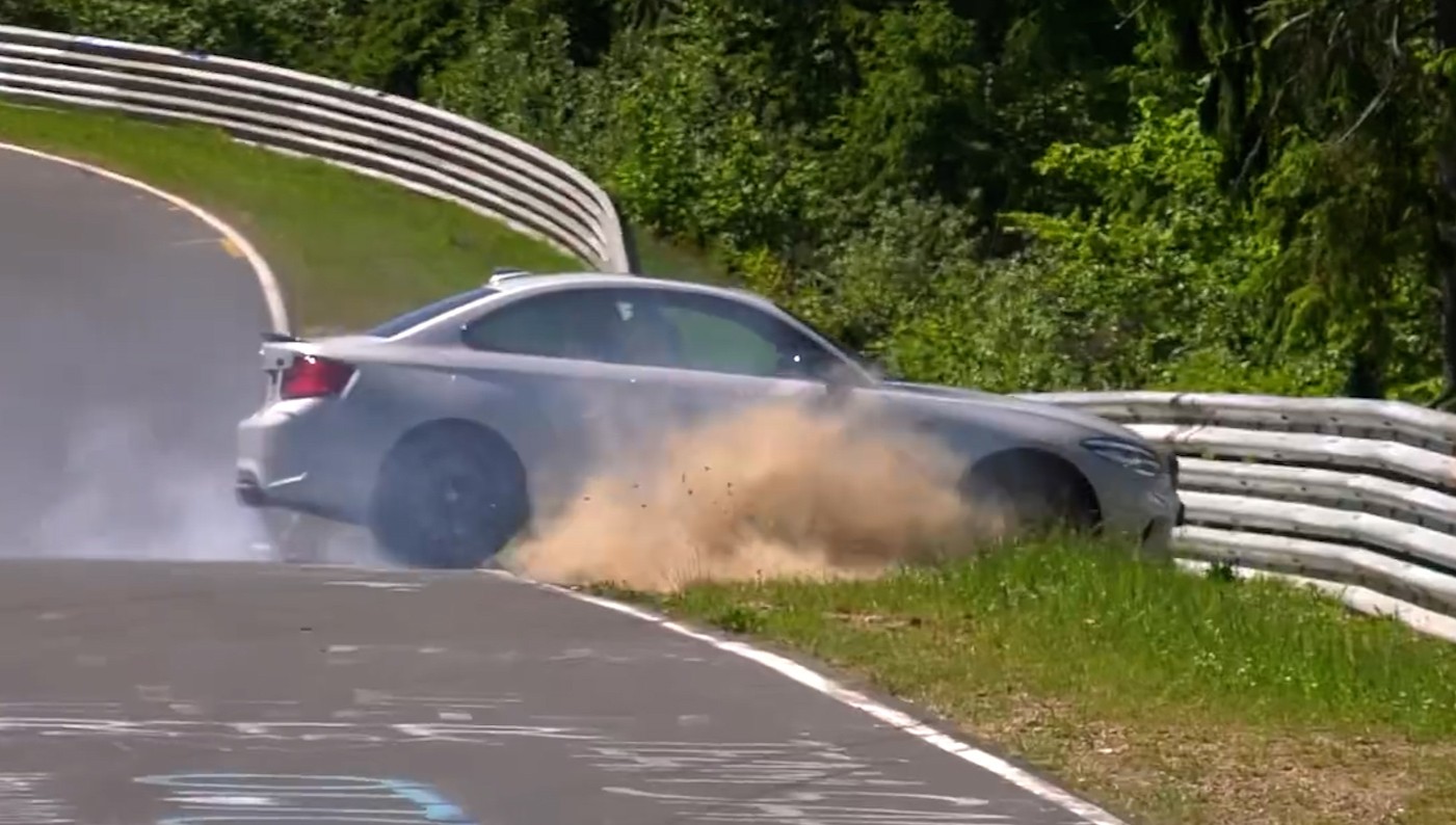 Slippery corners lead to crash at Nordschleife
