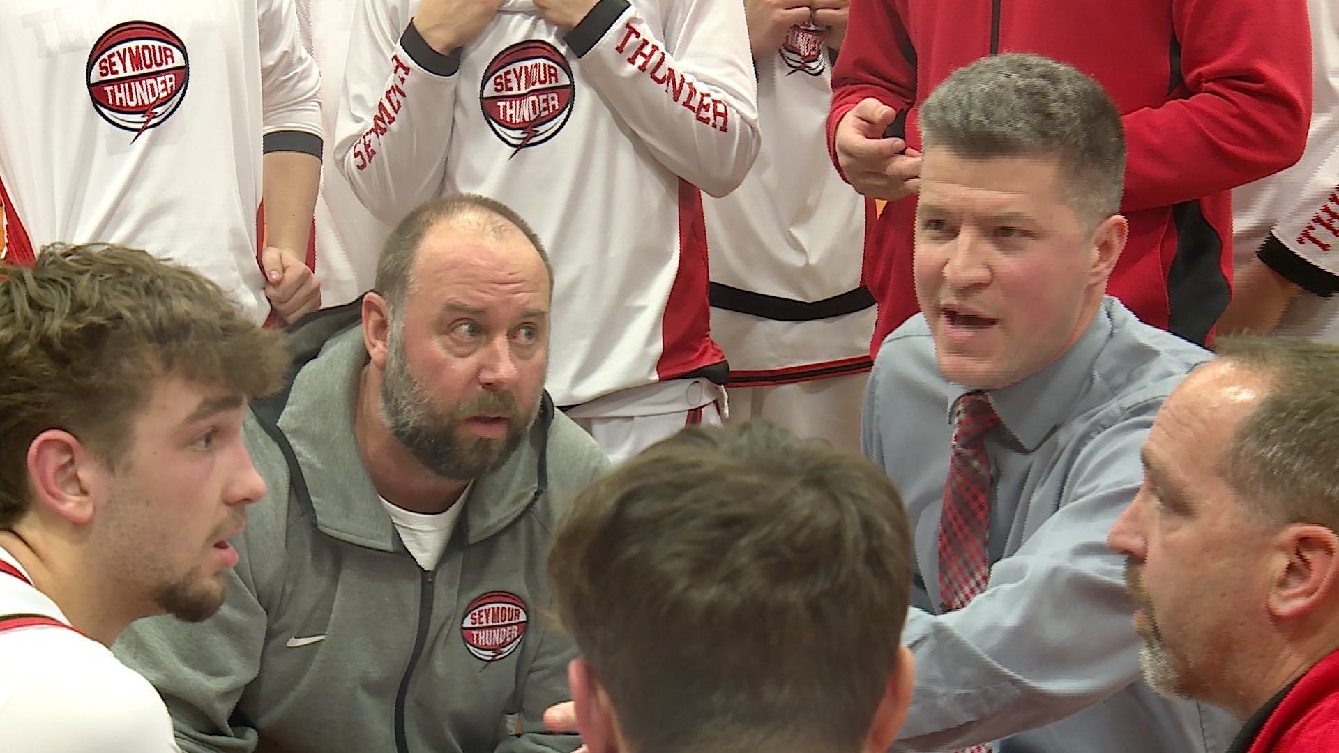 Friday night hoops: Undefeated Seymour boys take down Winneconne ...