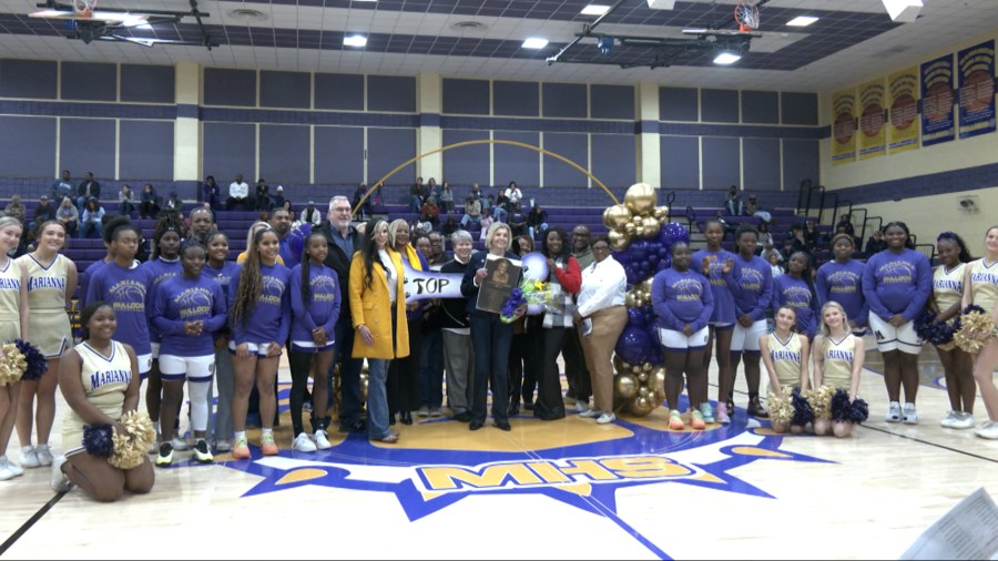Marianna names gym after coaching legend Tim Goodson