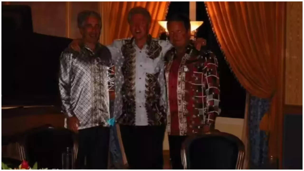 Epstein investigations: Clintons refuse to testify in probe — how ...