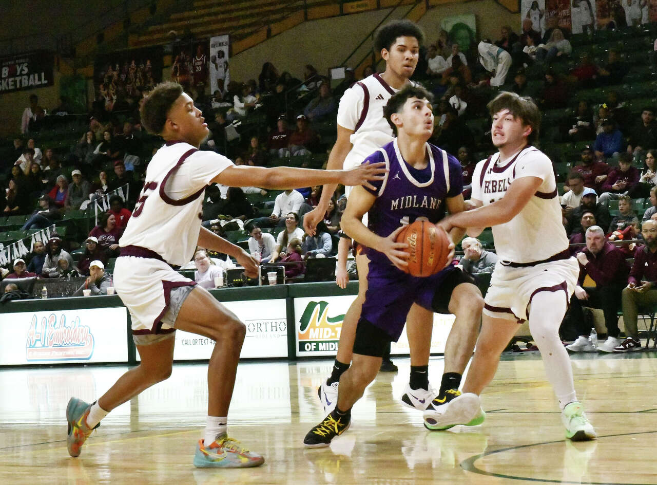 Legacy boys win overtime thriller over Midland High