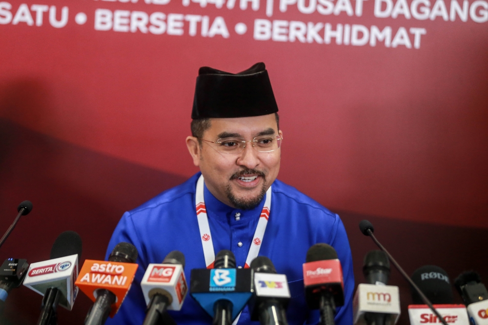 Umno sec-gen: Khairy hasn’t asked to come back yet, but many others ...