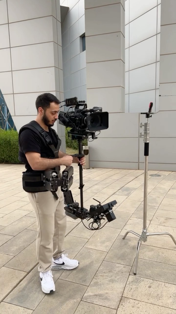 Even look at this move 😂🎥 #steadicam