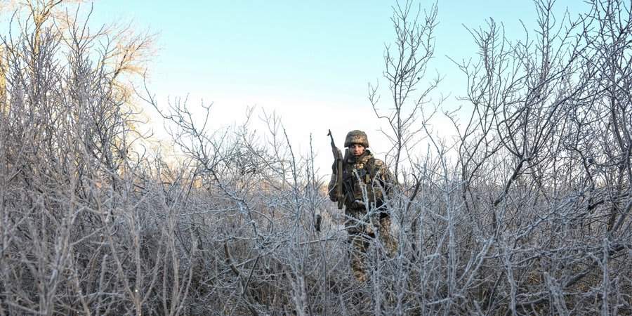 Ukraine warns of Russian attempt to encircle troops near Myrnohrad
