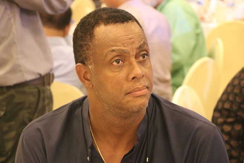 Courtney Walsh enters Zimbabwe camp - Just weeks before T20 World Cup