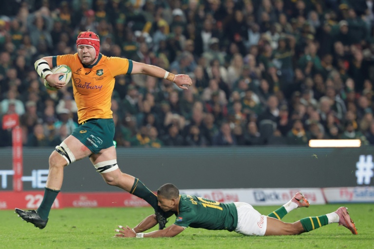 Wallabies skipper Wilson has knee surgery, to miss start of Super Rugby
