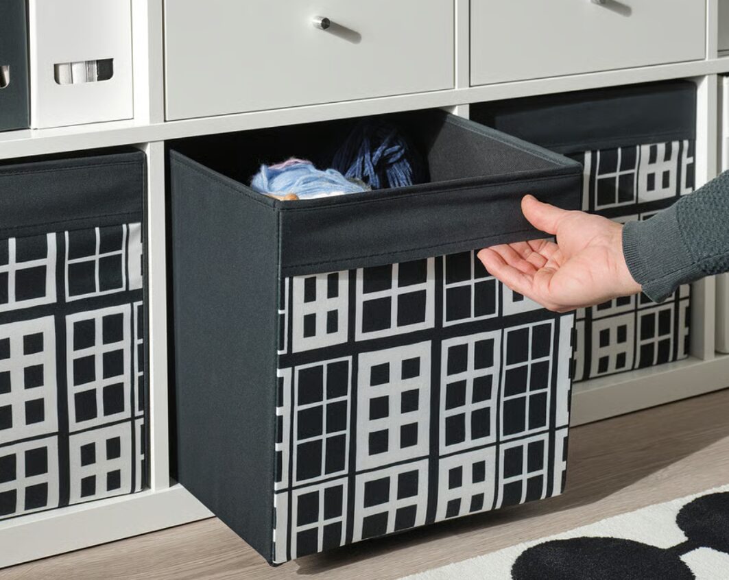 Piccoli, geniali, irresistibili: gli accessori salvaspazio IKEA per una ...