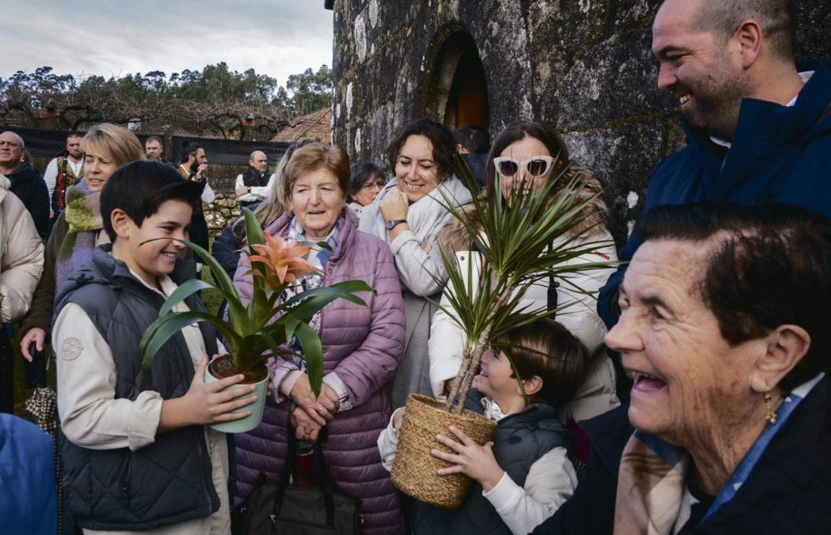 Arra cumple con la tradición de las ofrendas de San Marzal