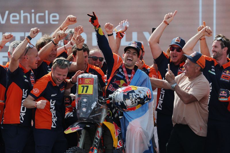 Rallying-Benavides wins Dakar motorcycle title by two seconds after 8,000km