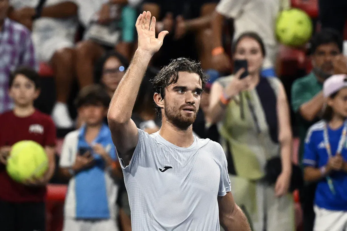 Tomas Machac stuns Ugo Humbert to win Adelaide ATP 250 title, returns ...