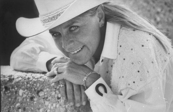 One of the most influential country singers died penniless at 29 after ...