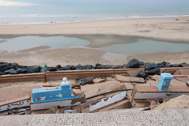 Almonte actuará en 125 metros de paseo marítimo de Matalascañas ...