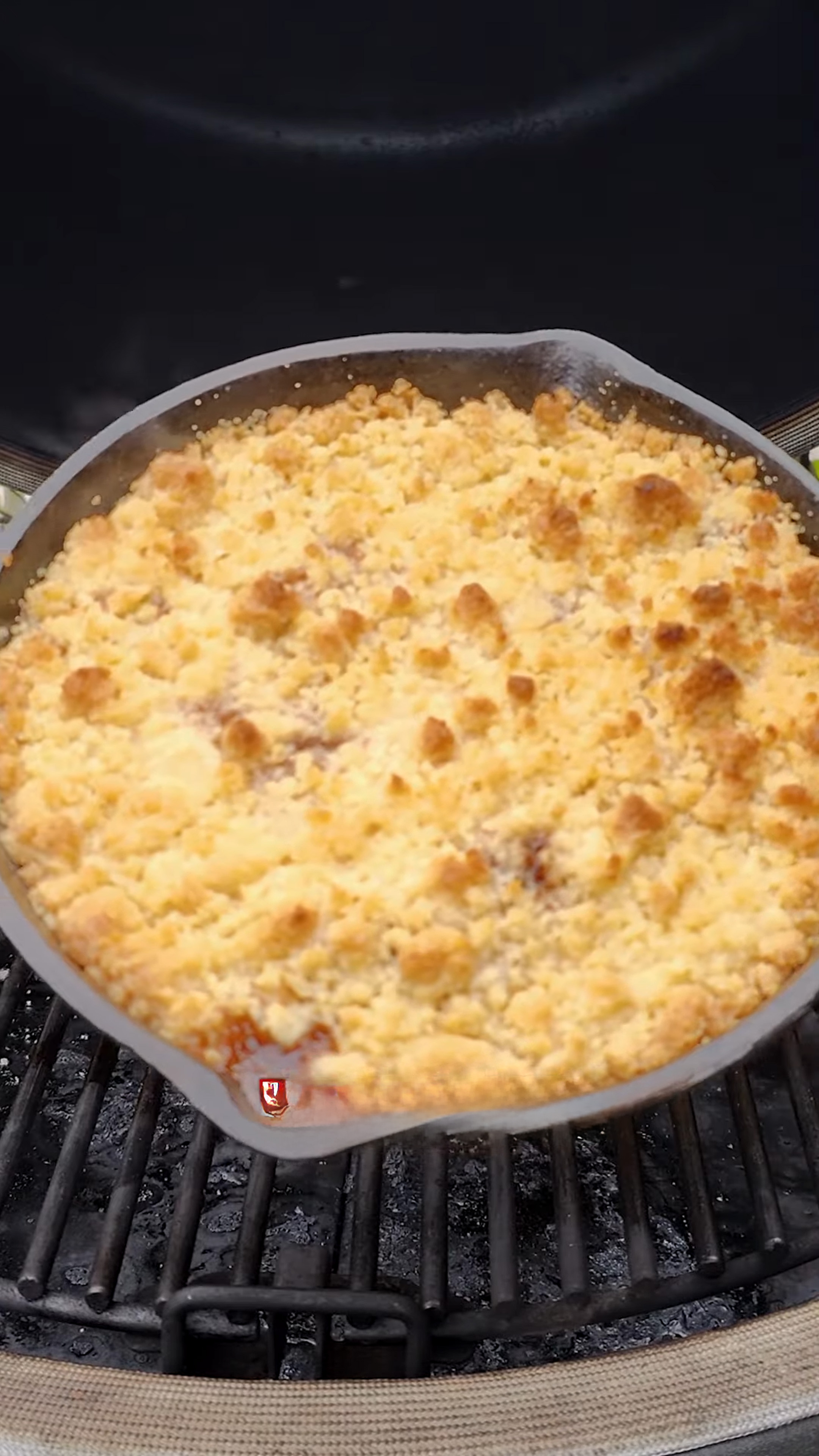 Skillet apple crumble recipe