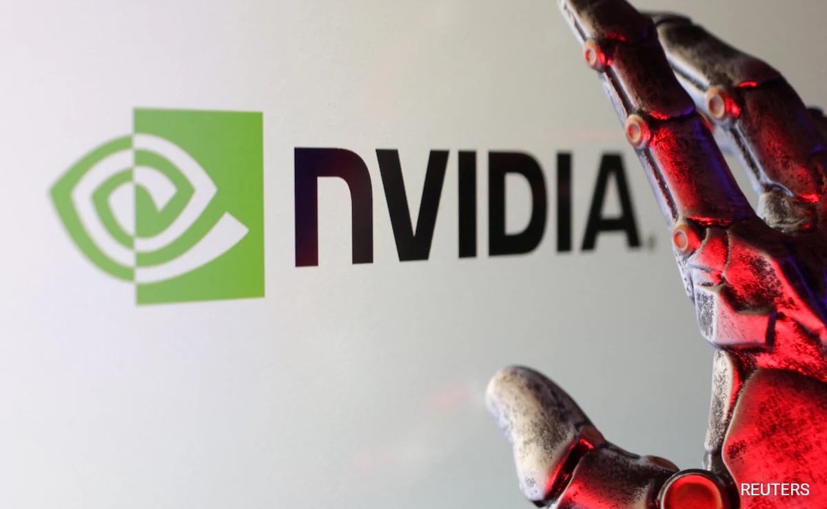 China blocks Nvidia H200 AI chip imports despite US export clearance