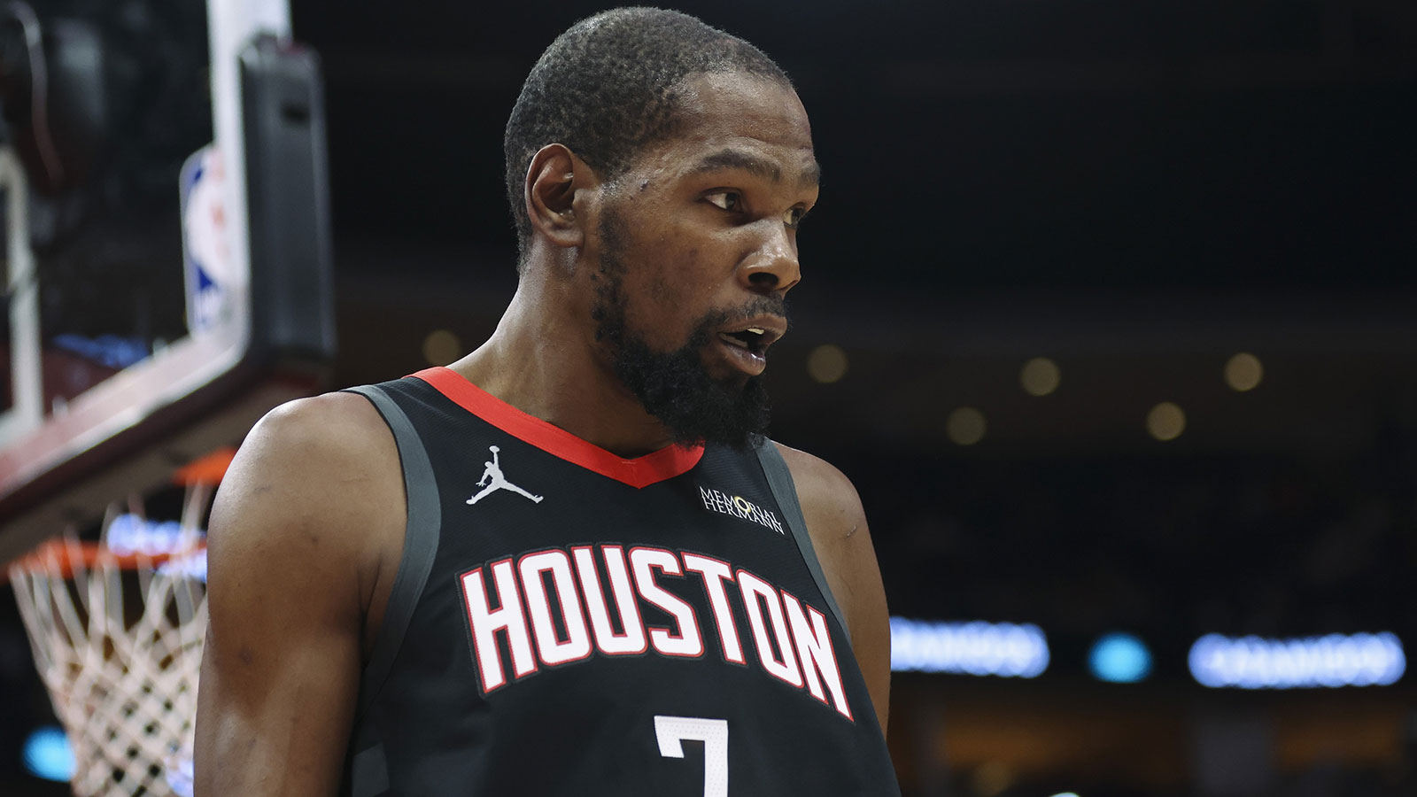 Watch Kevin Durant, Anthony Edwards chop it up mid-Rockets/Timberwolves ...