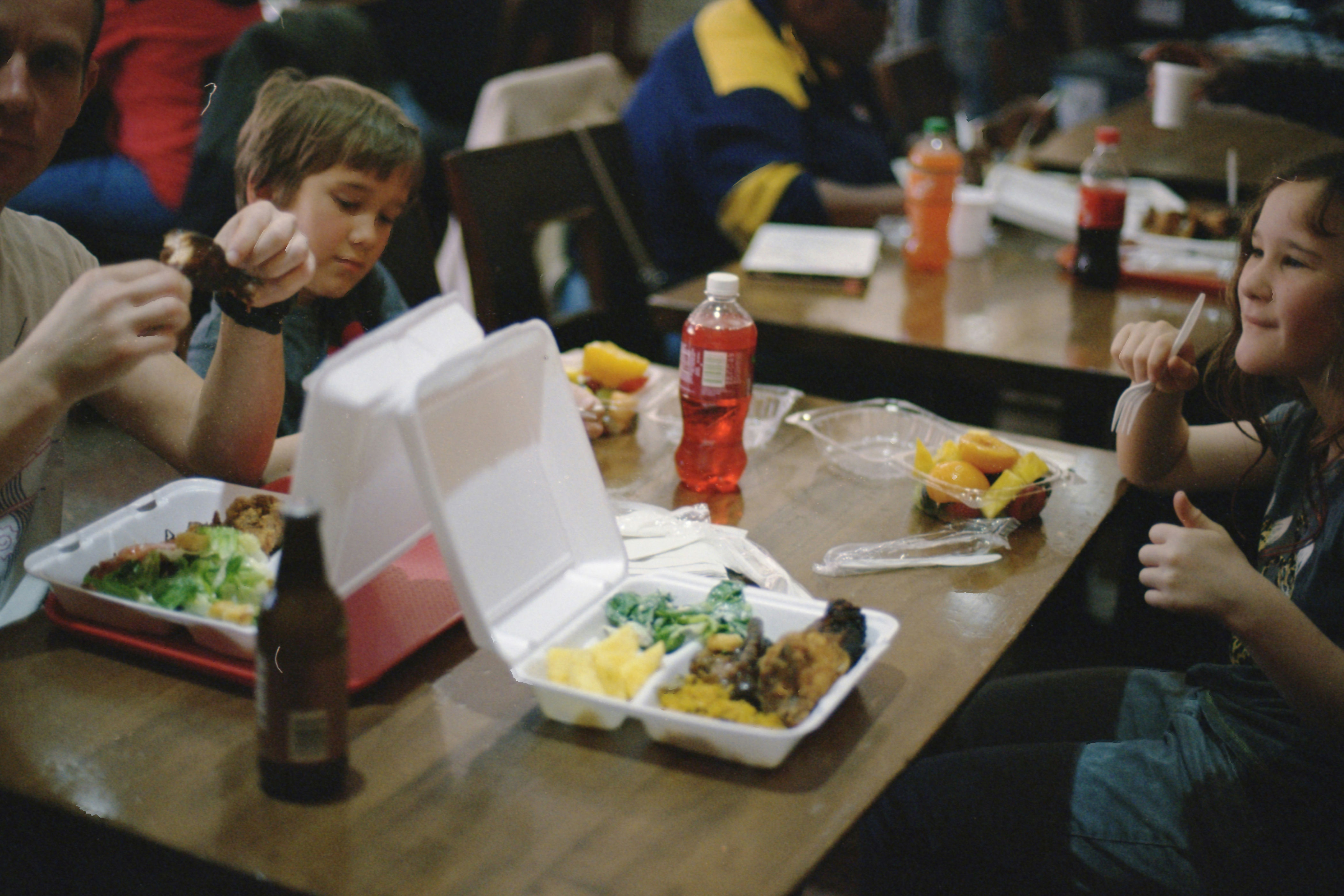 7 school lunch foods only baby boomers will remember