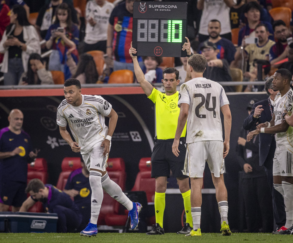 Is Kylian Mbappe playing tonight for Real Madrid vs Levante?