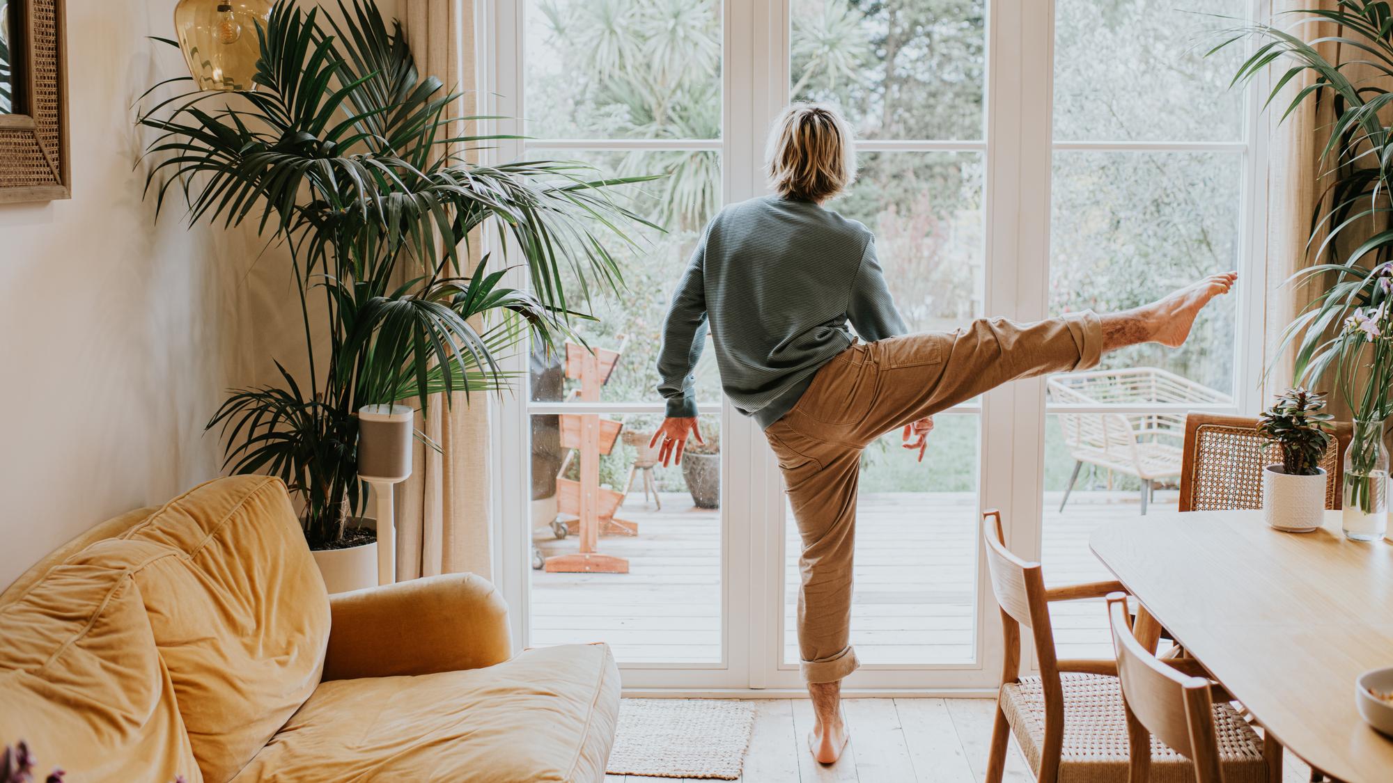 Combien de temps pouvez-vous tenir sur une jambe ? La réponse en dit ...