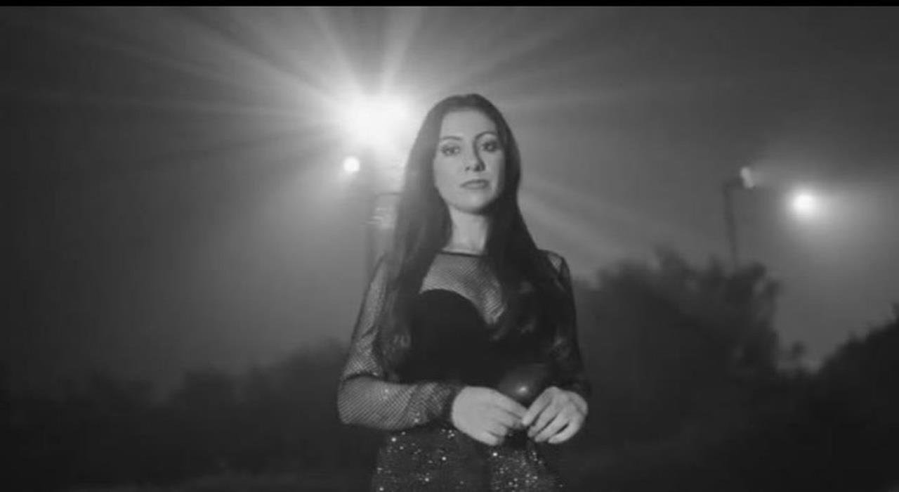 In anteprima il video "Come scintille" singolo di Serena Schintu