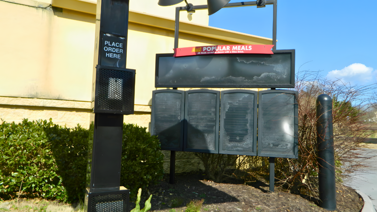 Hi-Pointe Drive-In begins closing locations as drive-thru demand fades