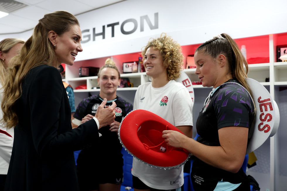 English rugby star claims she will 'have to tattoo' Princess Kate after ...