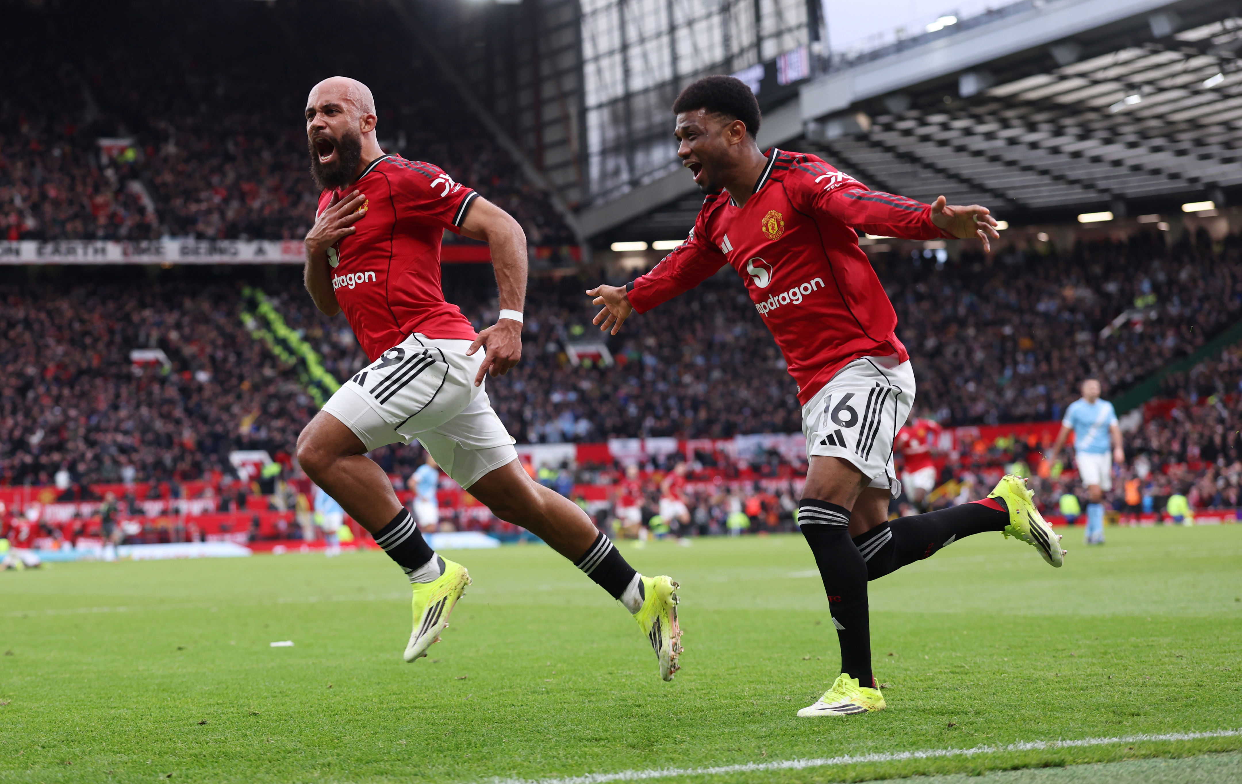 Manchester United 2-0 Manchester City: Carrick’s Reds run rampant over ...
