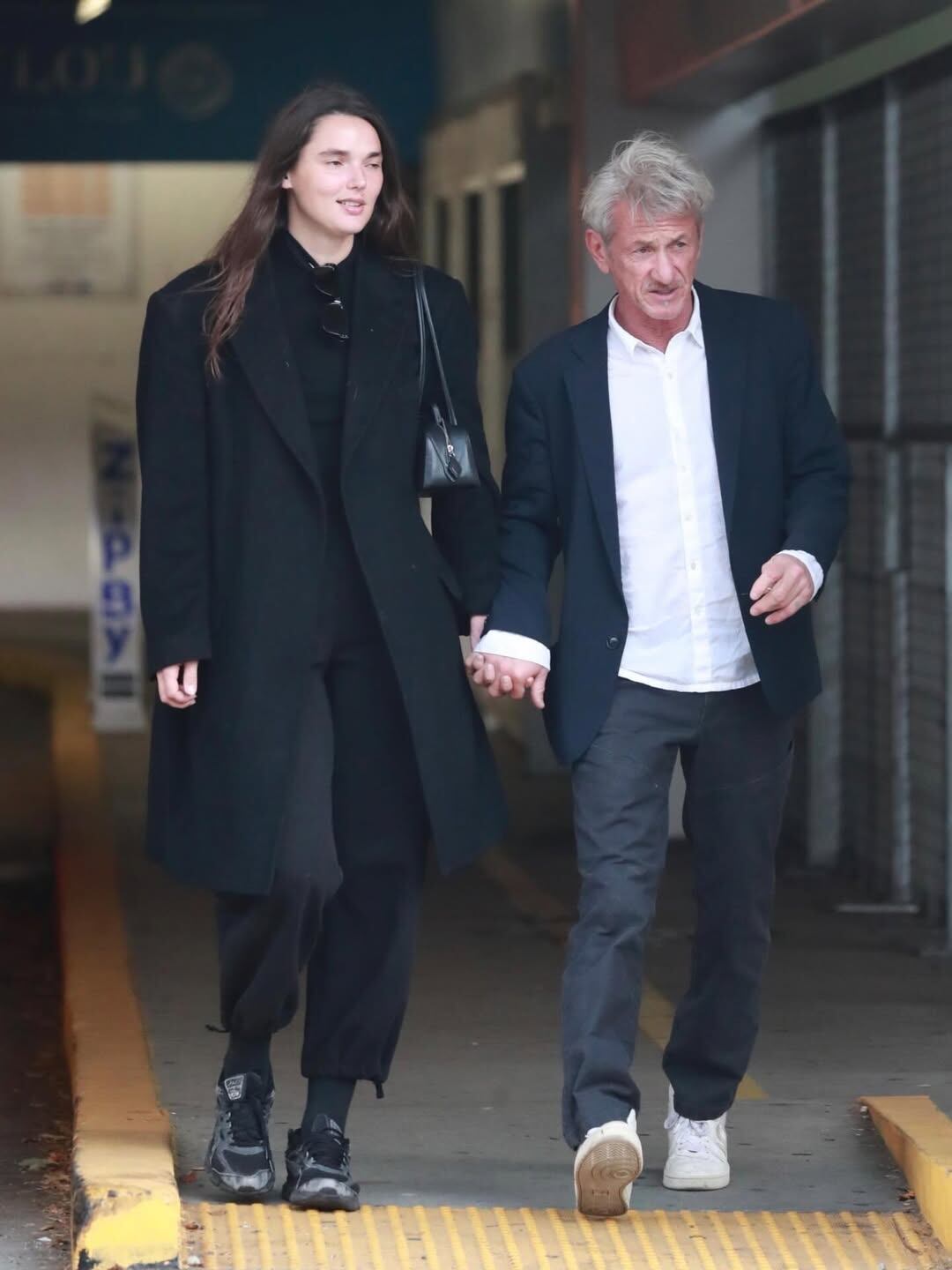 Sean Penn spotted with 35-year-younger girlfriend