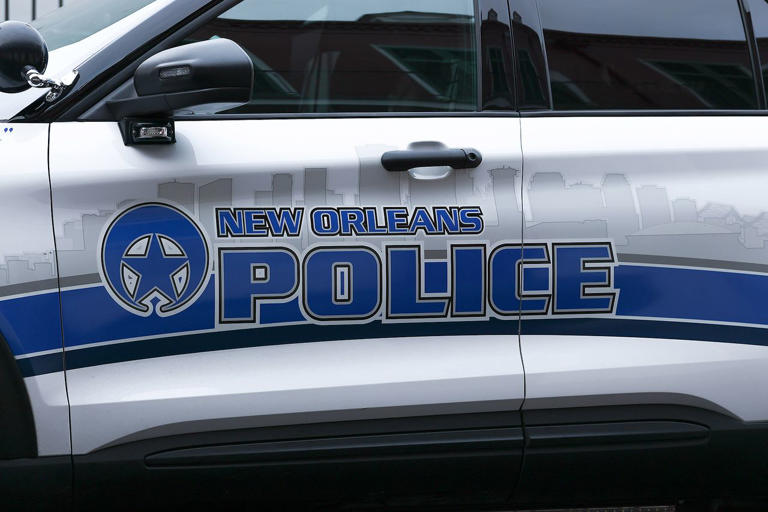 1 person dead and multiple others injured after shooting at restaurant ...