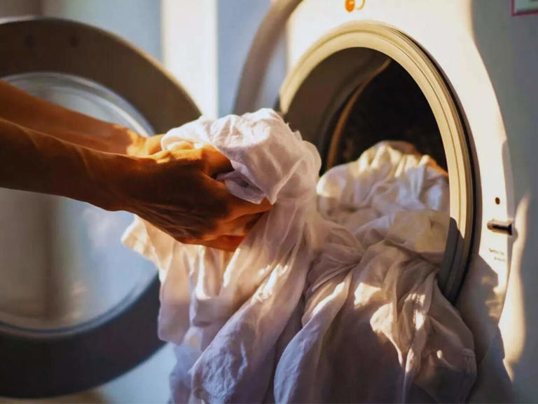 Clothes you should never wash in your washing machine, like ever!