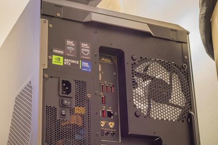 La fibra de 10 Gbps ya está aquí y nos obliga a mirar el cable de red ...