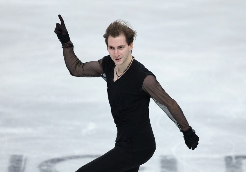 Figure skating - Georgia's Egadze soars to dominant victory in European ...