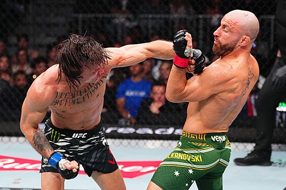 Diego Lopes open to future trilogy fight against Alexander Volkanovski