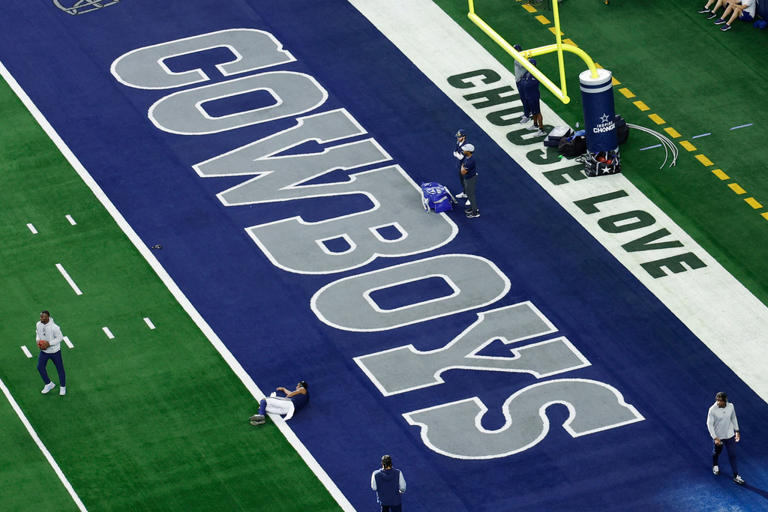NFL will honor Martin Luther King Jr. with 'Choose love' stenciled in ...