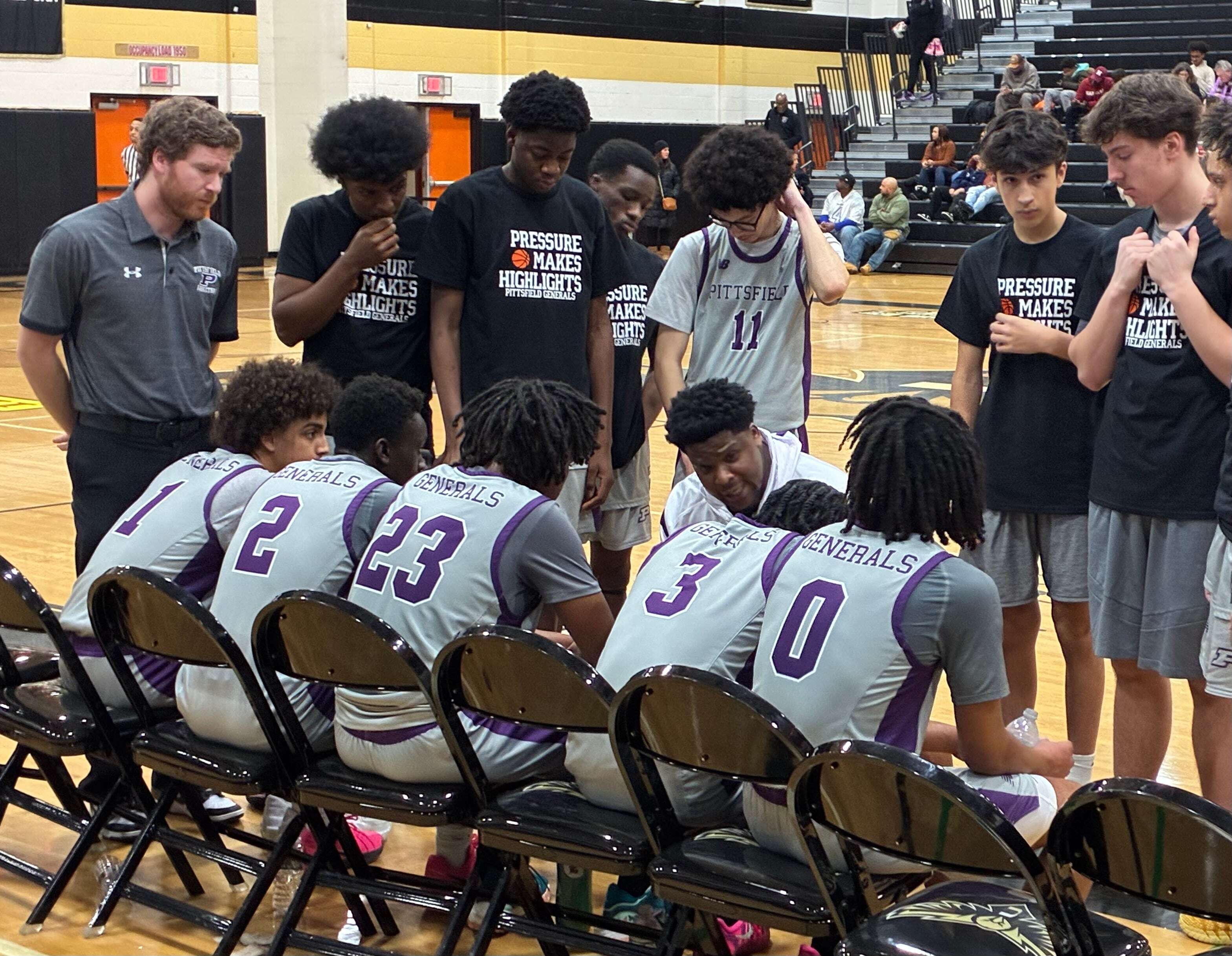 Quincy Abellie’s last-second basket lifts Pittsfield boys basketball to ...