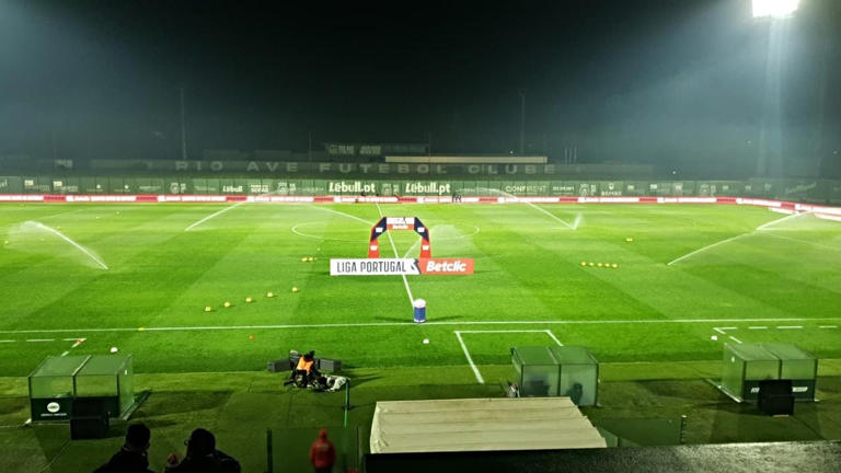 Rio Ave-Benfica (onzes): Otamendi, Sudakov e Schjelderup titulares