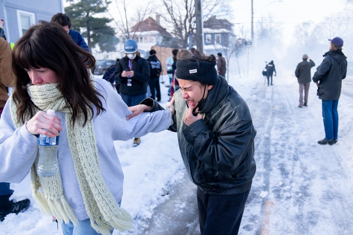 Federal judge bars ICE agents from retaliating against protesters in ...