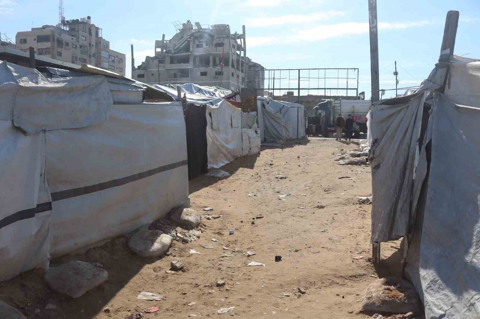 Filistinliler, İsrail’in Gazze Ulusal Yönetim Komitesi’nin ...