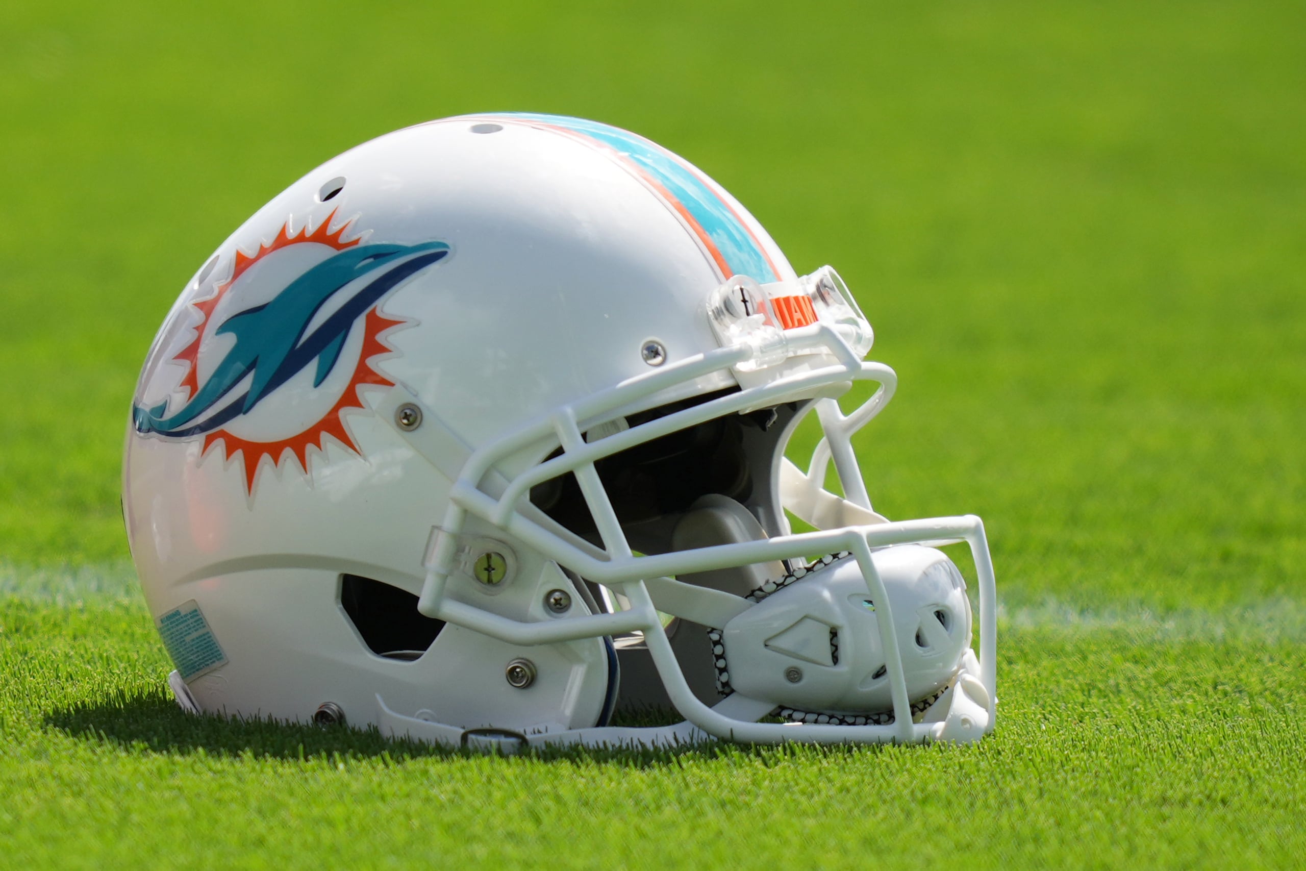 NFL rumors: Front-runner emerges to become next MIA Dolphins coach