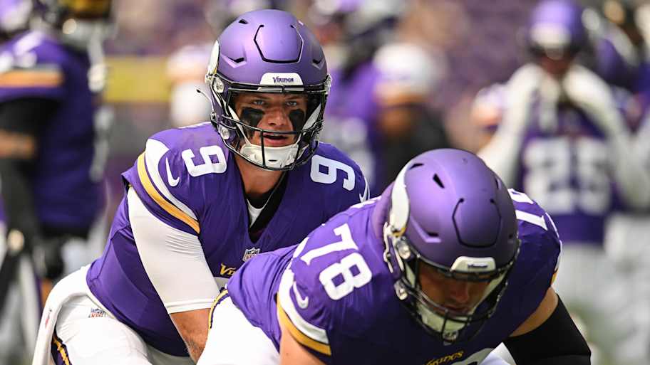 Vikings making a change to their offensive coaching staff