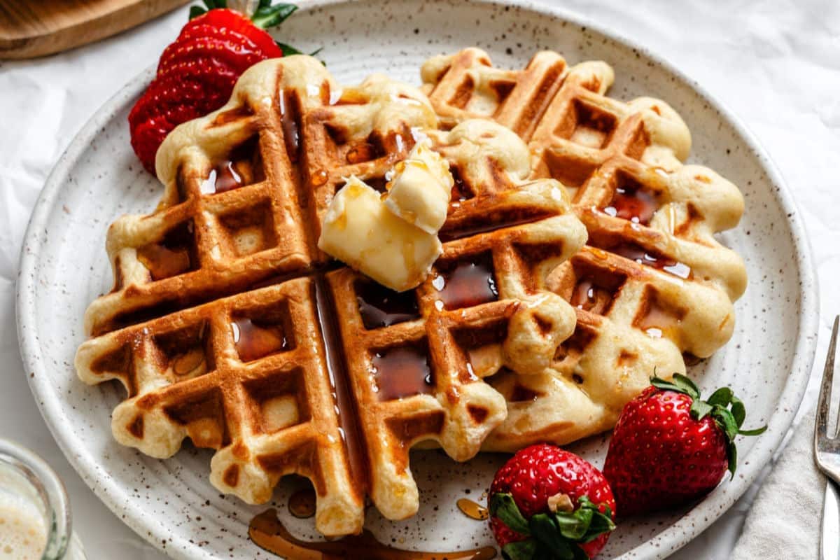 26 pancake and waffle recipes that beat the diner