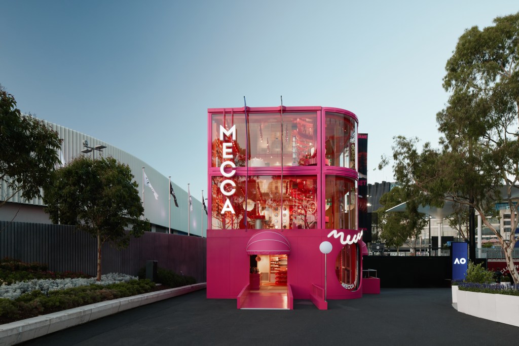 It's 'Game, set, Mecca' at the Australian Open