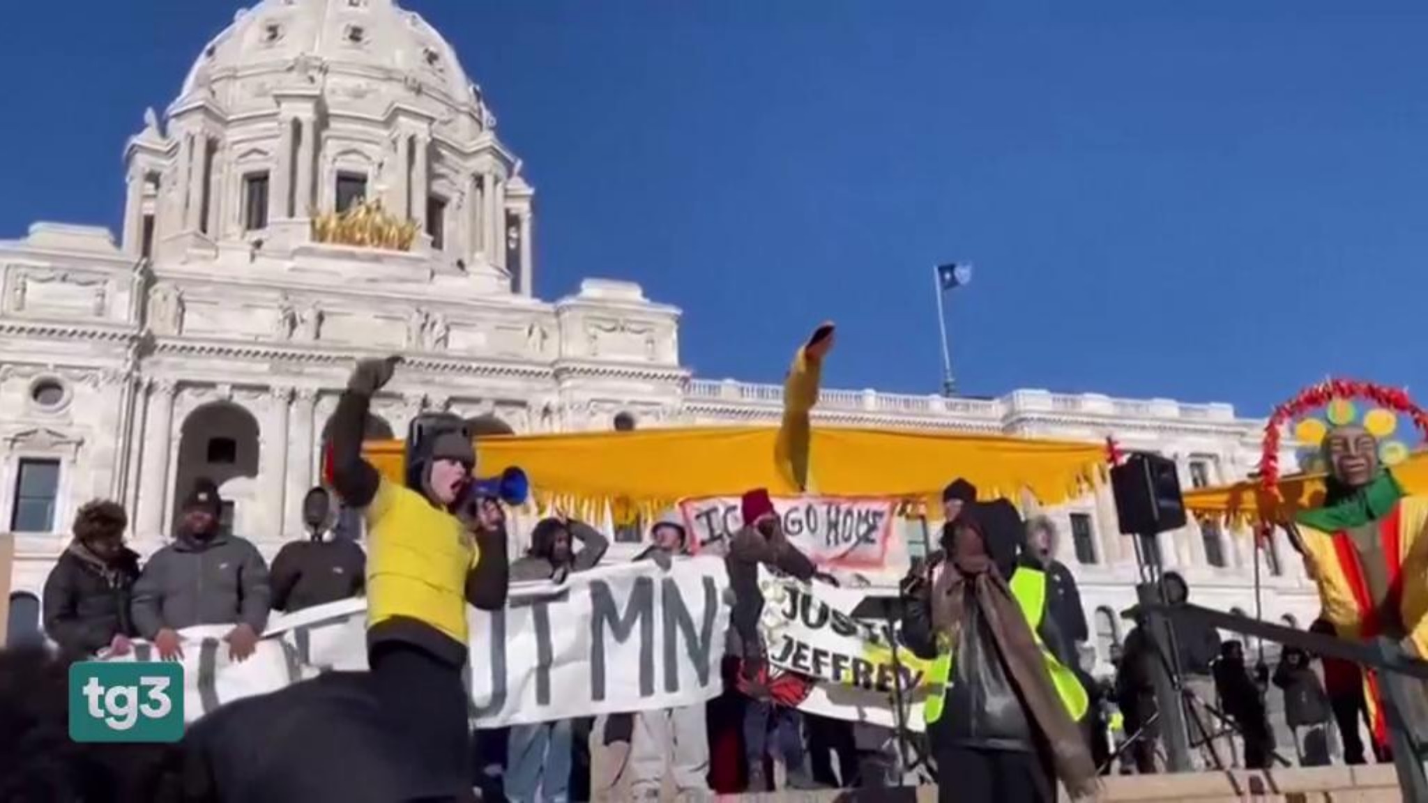 Minneapolis, "Reneè Good era ancora viva all'arrivo dei primi soccorsi"