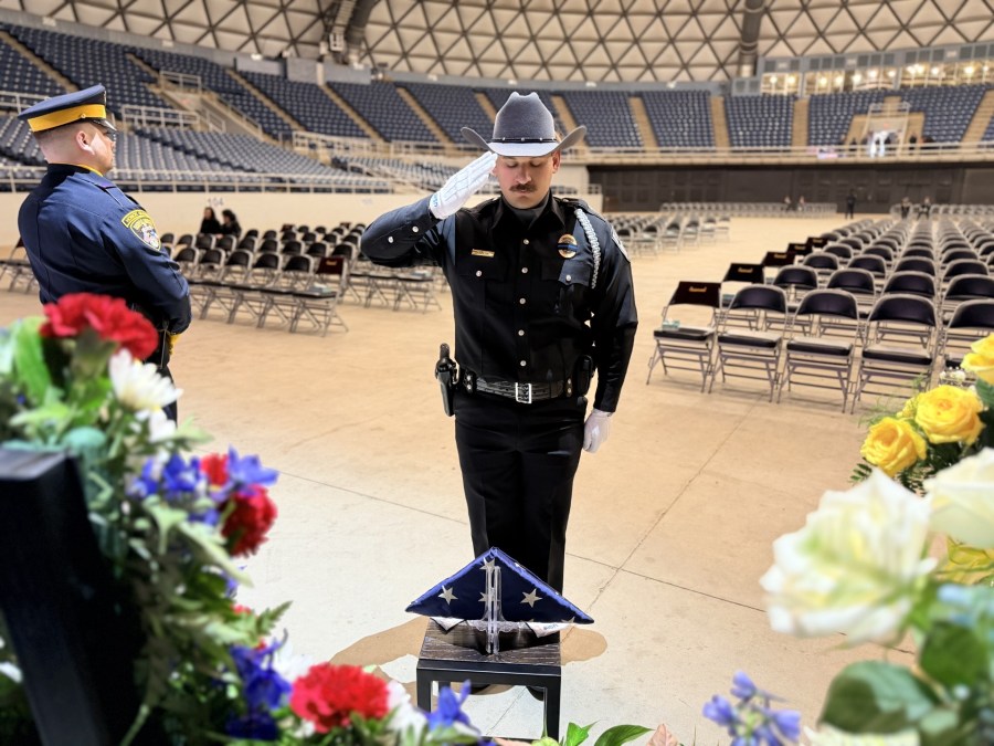 Honor flag returns to Texas for fallen officer