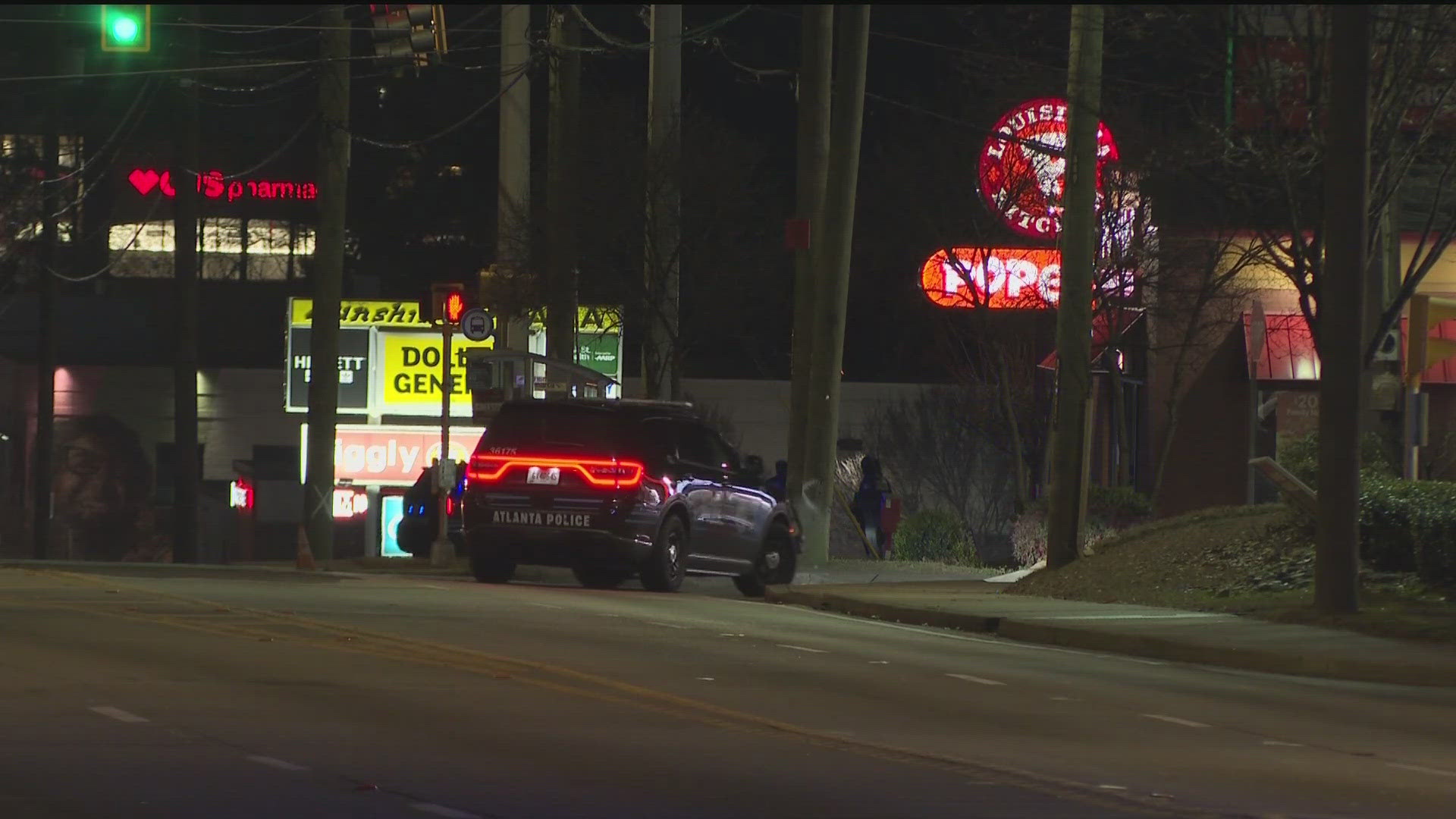 Atlanta police investigating possible shooting near restaurant on ...