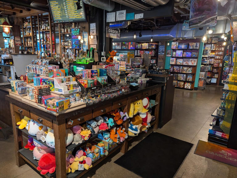 Grand Rapids board game-themed bar, restaurant marks five years