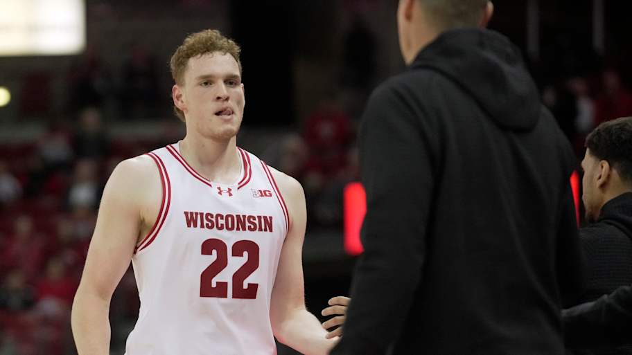 Austin Rapp was cleared vs. Minnesota — will Greg Gard use him today?